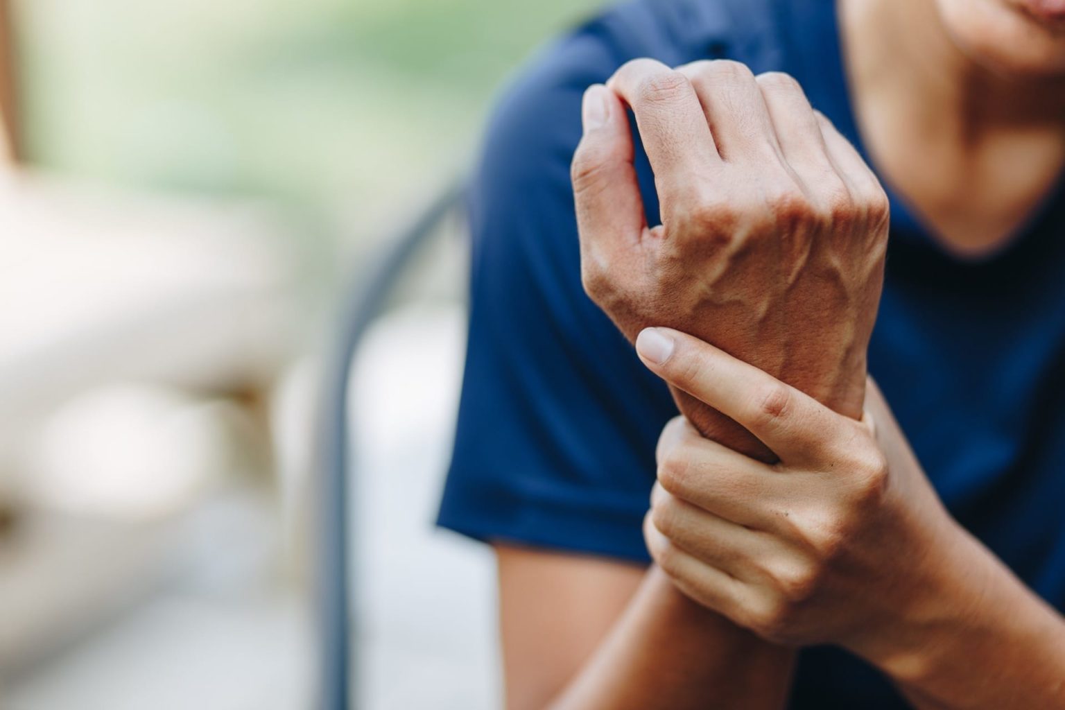 Hand and Wrist - Orthopaedics and Plastic Surgery - University of ...